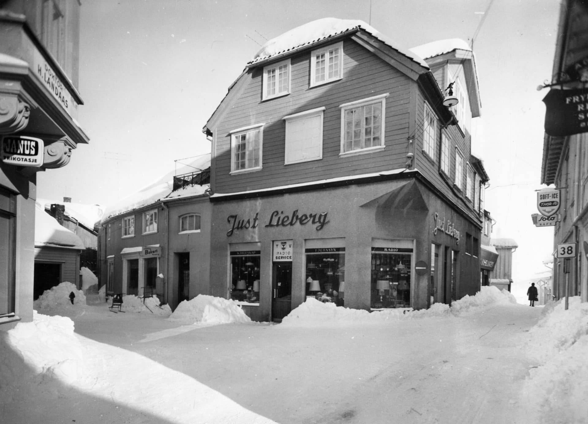 Husær du disse butikkane? - Telemark museum