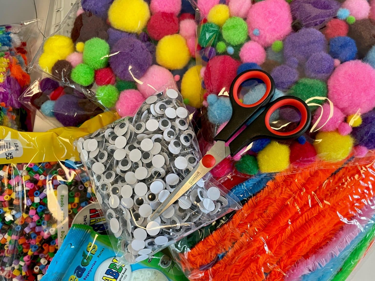 Høstverksted for barn: Vi lager edderkopper - Telemark museum